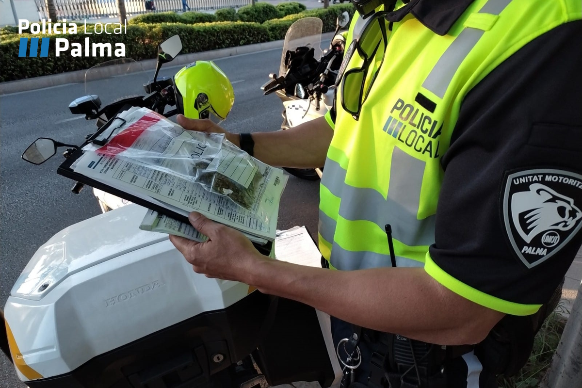 Investigan a un conductor con el permiso retirado y usar la ...